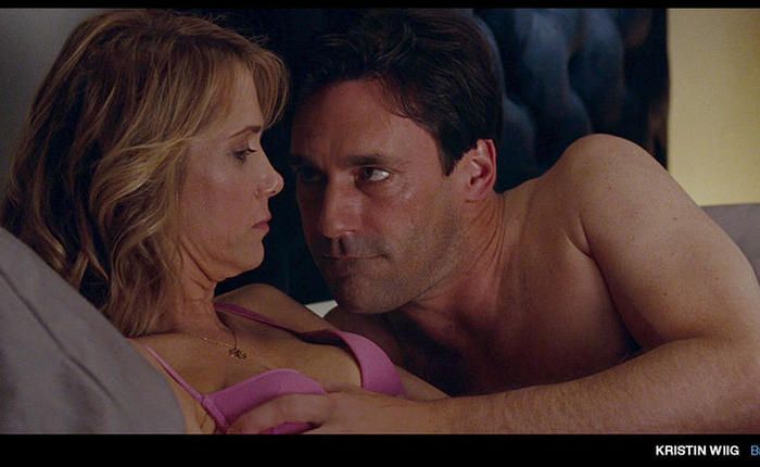 Jon Hamm Kristen Wiig Is Pretty Sexy For A Bro Pic