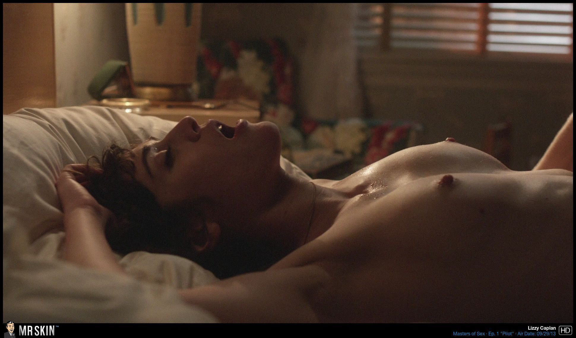 Masters Of Sex Returns Sunday Night With Lizzy Caplan And Allison Janney Nude On Debut Episode 
