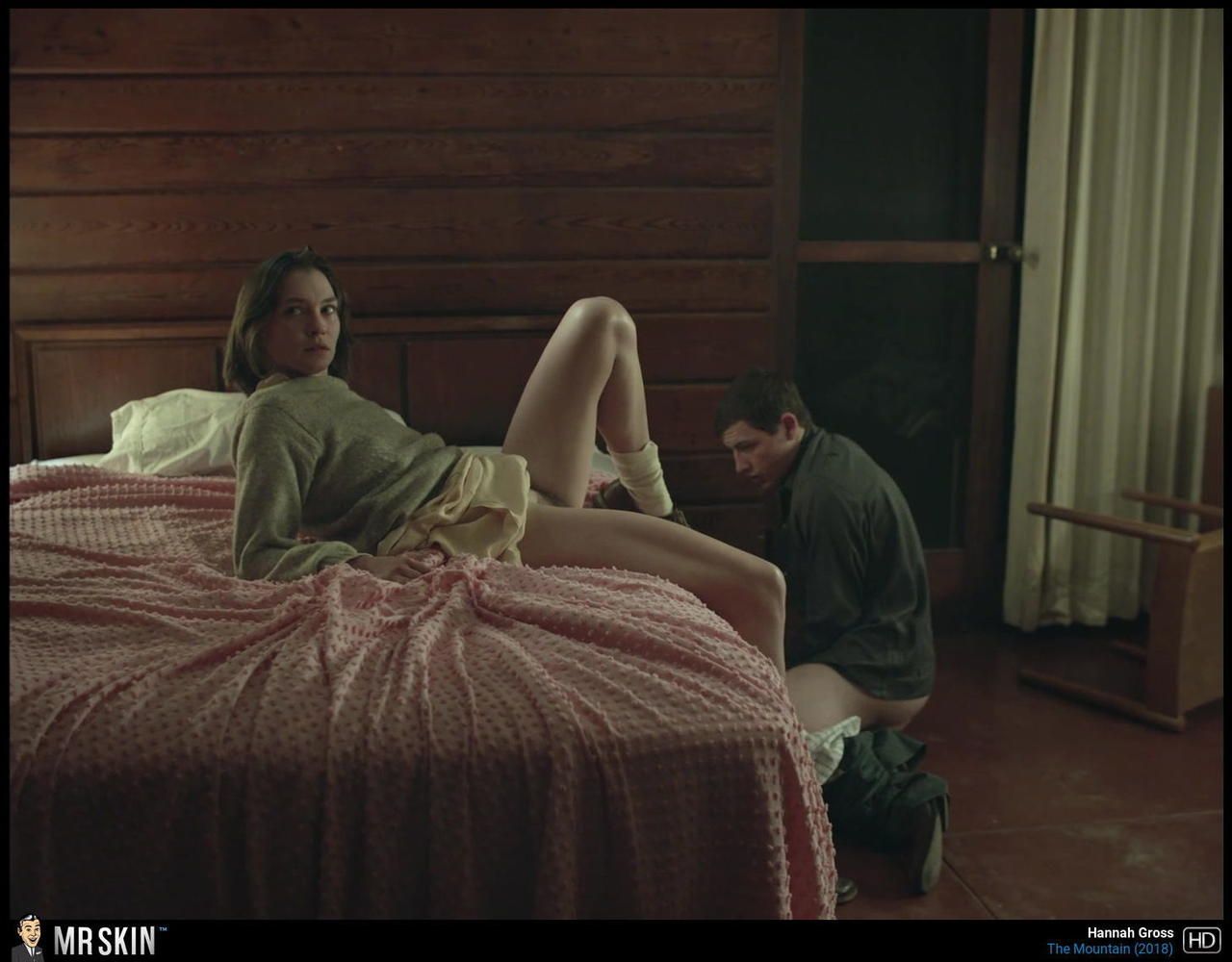 Nude And Noteworthy On Hulu Almost Famous Road House Sorority Row
